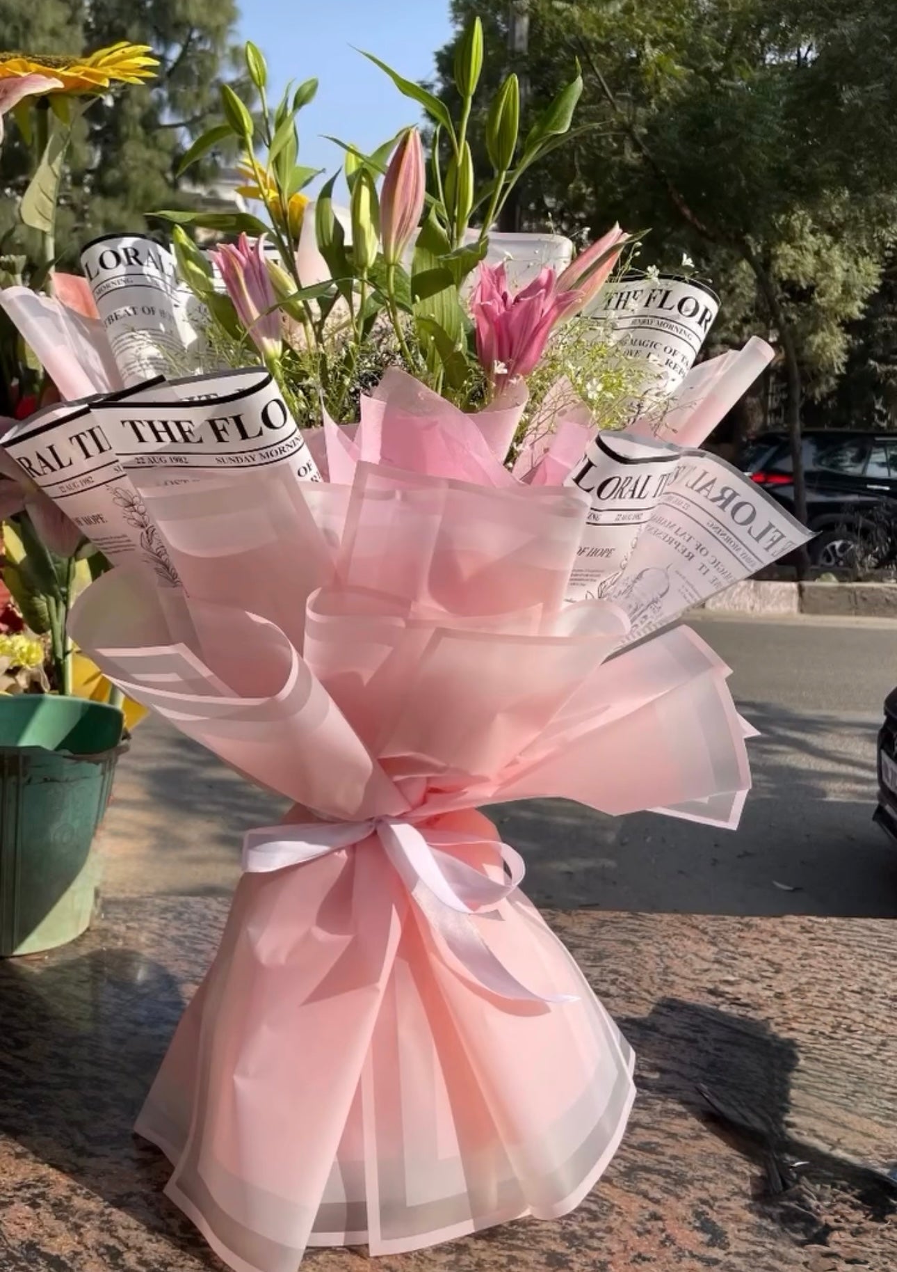 (Copy) (Copy) Exclusive Luxe Flowers Bouquet (Only deliverable in Delh ...